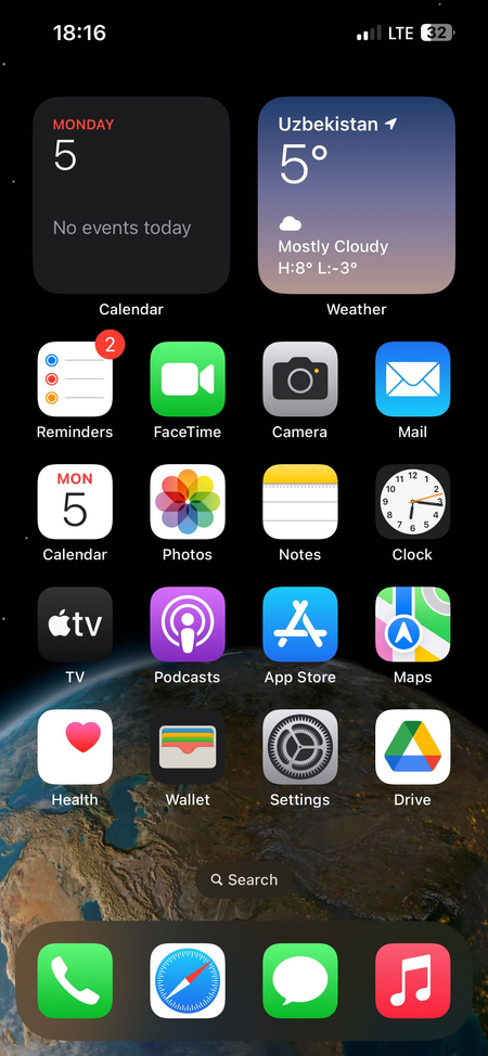 Iphone apple  13 white