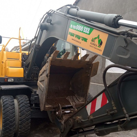 Ekiskavatrlar sotiladi 145 Volvo 60 Volvo