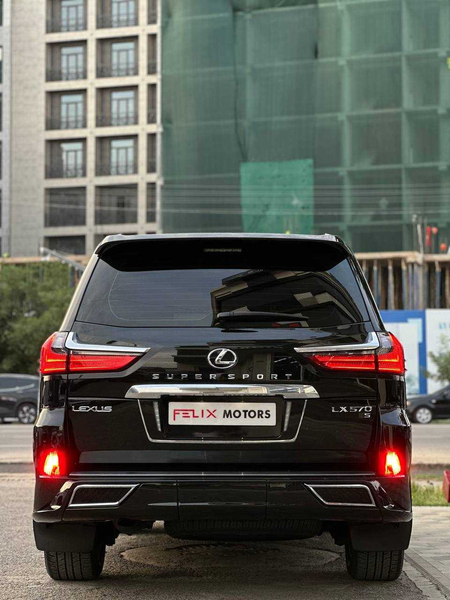 Lexus LX 570 Автомобиль в идеальном состоянии