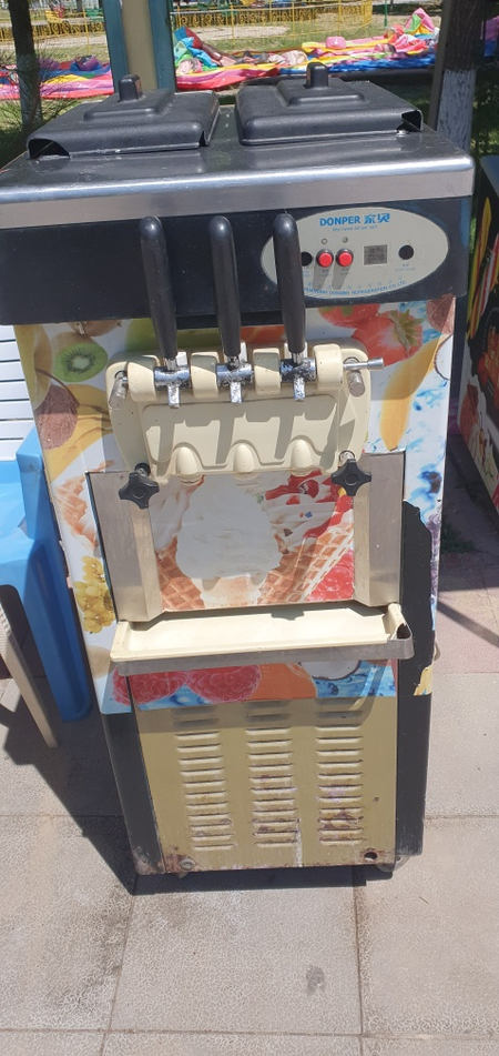 Marojniy aparat sotiladi 220 v