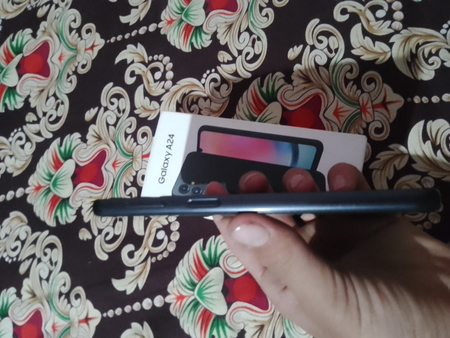 Samsung galaxy a24 4+128gb