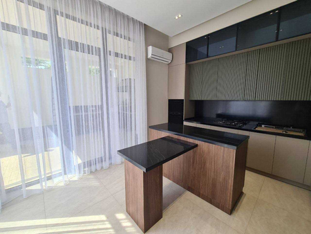 Продается Евро дом Центр Луначарский  540м2