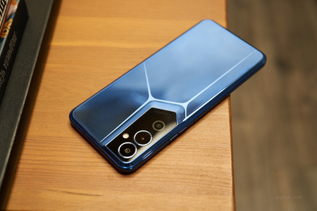 Tecno Pova telefon sotiladi