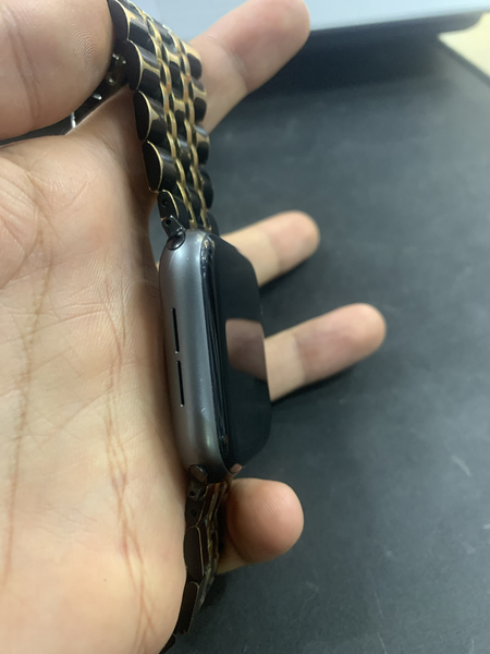 Apple Watch 4.44 mm