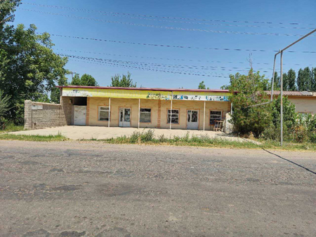 ДЎКОН қўшимча бинолари билан сотилади.