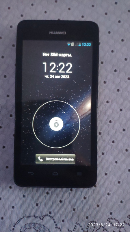 Продам сенсорный телефон Huawei ascend