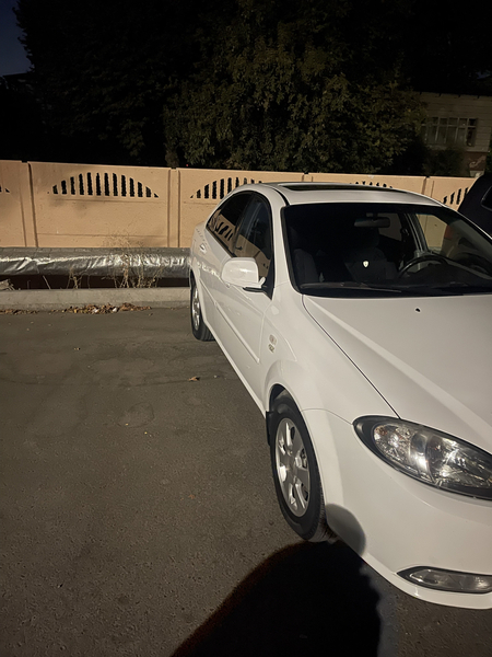 Jentra full arenda nasiya savdo bo’lib to’lash vikup boshiga 2500 kami