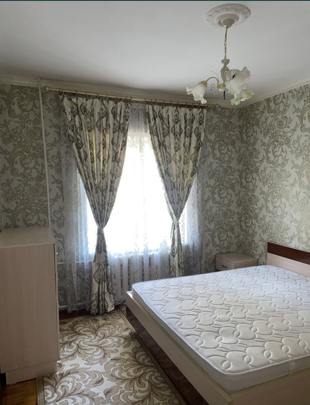 Продаётся на Ахмад Югнаки 3ком