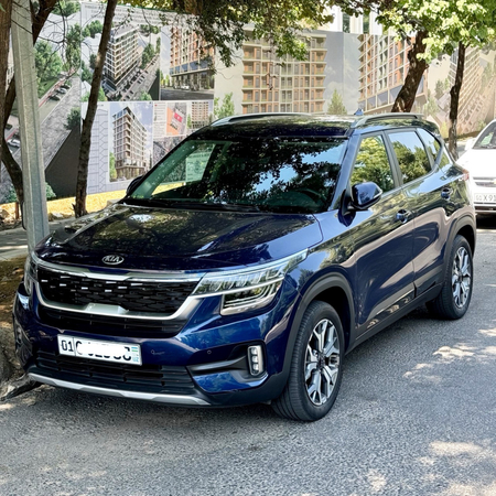 KIA Seltos срочно сотилади