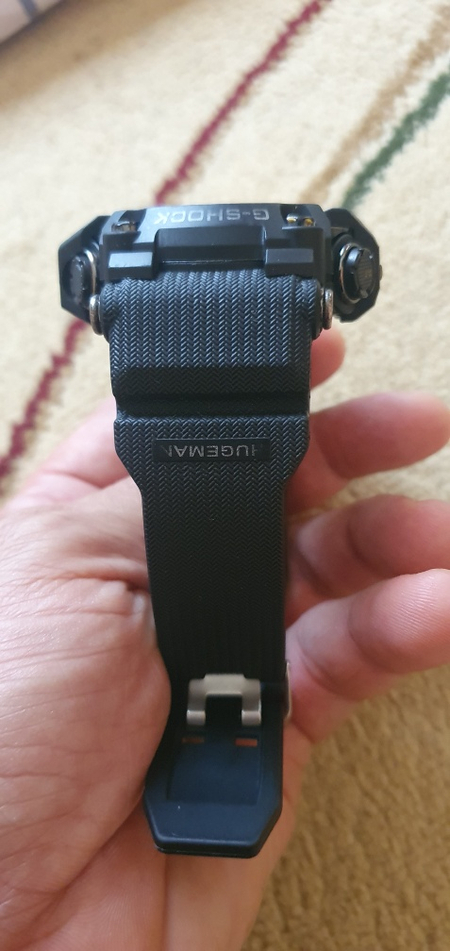 Часы  Casio G-Shock wr 20 bar original 100% made in Japan