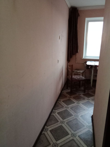 1 xonali kvartira ijaraga beriladi 3 qavatda
