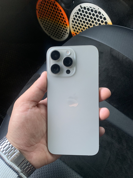 Iphone 15 pro max 256 gb 100% yomks