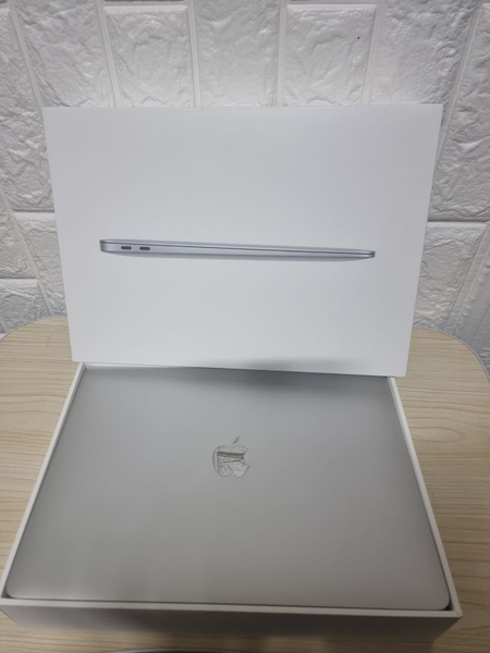 Macbook M1 Air silver fullbox/полная коробка sotiladi