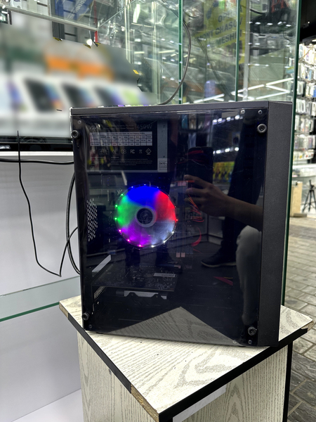 Kompyuter i5, oзу 8gb, ssd 512gb, videokarta RX550 (СРОЧНА)