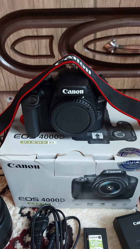Фотоаппарат Canon 4000D