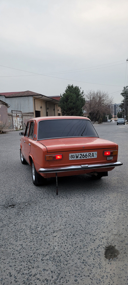 Сотилади жигули  21011