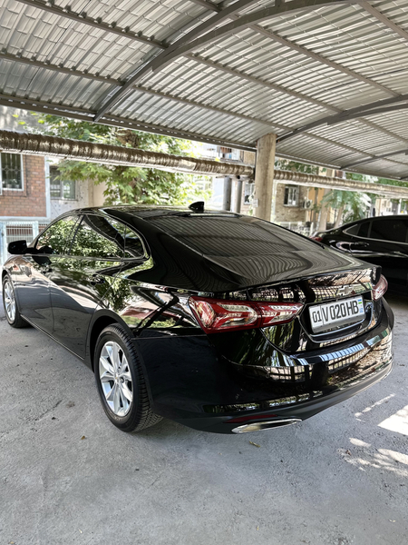 Malibu xl 2023 yil qora 11 min prabeg