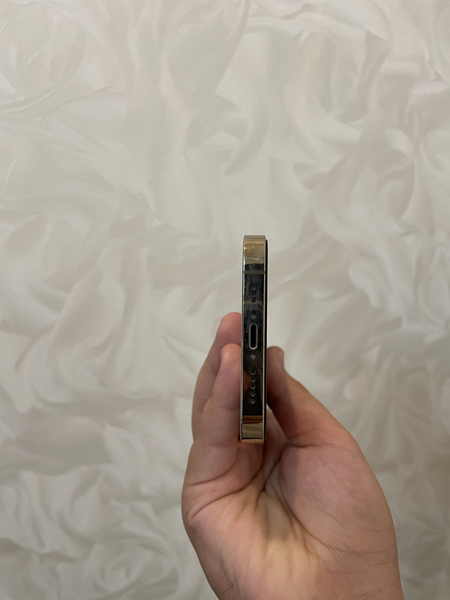 iPhone 13 PRO GOLD