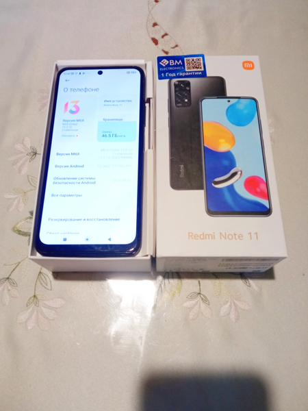 Redmi note 11 64GB в идеальном состоянии коробка док есть