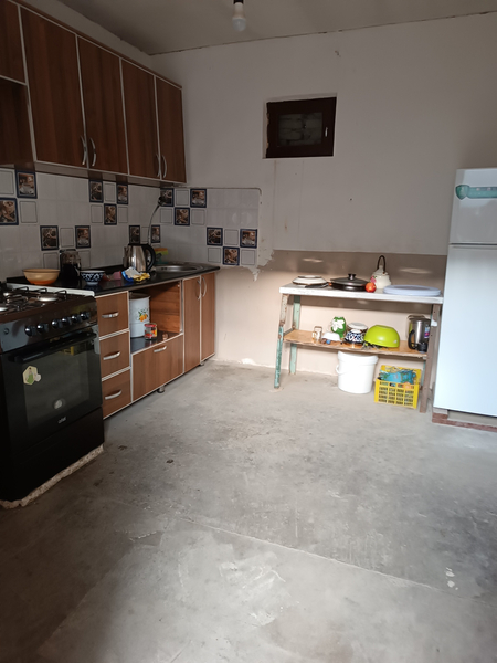 Xovli sotiladi 10sotix