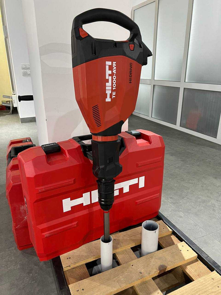 Hilti TE 1000-AVR Отбойный молоток + долото