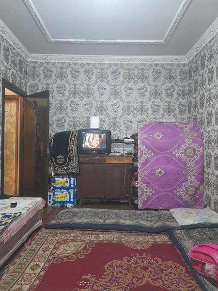 Dom sotiladi 1 xonalik srochna