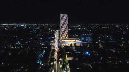 Квартира в Piramit Tower, потолки 4м, 66кв.м, c видом в центр