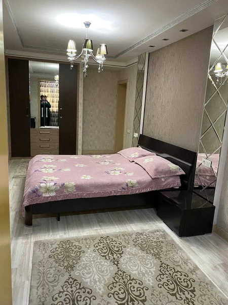 ПРОДАЕТСЯ 4/4/4 м.Новза Банковский дом