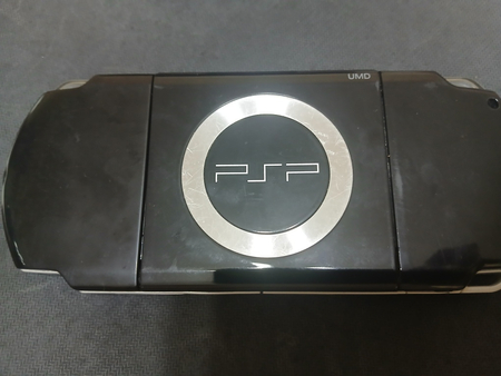 Assalom alekum Psp Sotiladi 32gb xotira uyinlari bor