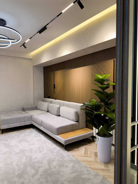 Срочно продается 2*3 квартира. Ц-5.