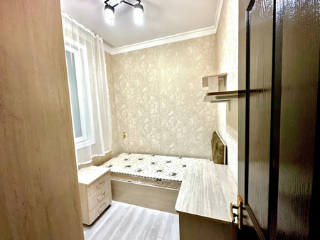 2в3/1/4 Художников, Буюк Ипак Йули
