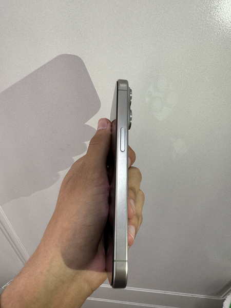 Iphone 15 pro 128 gb 2 ta simkartali