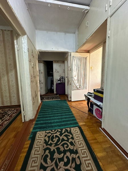 Продаётся квартира в Сергели 4, 3х комнатная, 5- этаж,5-эт.дома