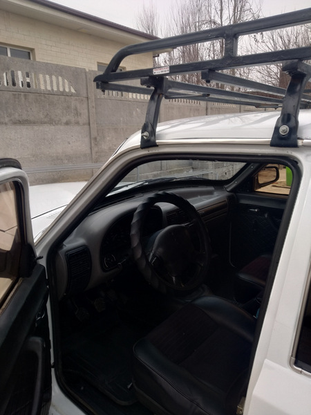 Volga 3110 sotiladi