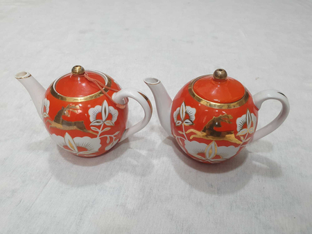 Продаю раритетный старый сервиз