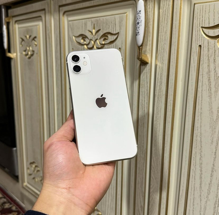 Iphone 11  64 srochno