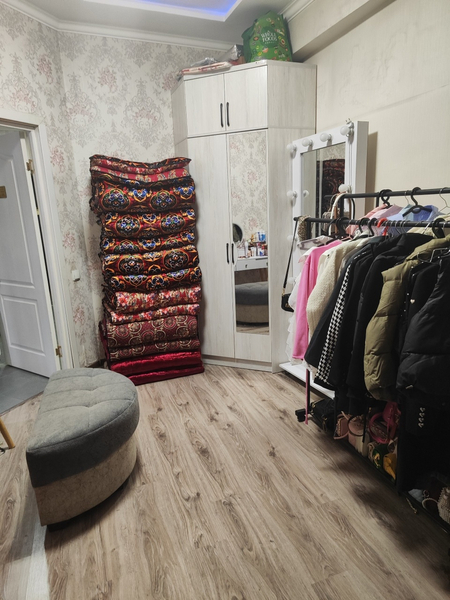 Срочно продаётся 2 комнатная квартира