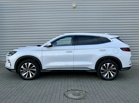 Byd chempion 605 km full