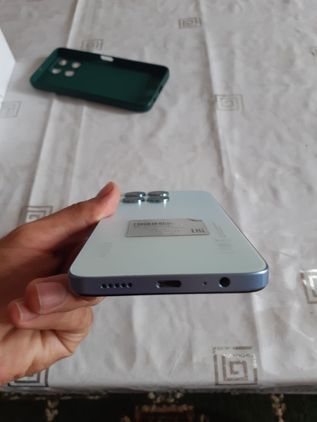 Honor x6a pamid 128 gb kafalati bilan abmen bor iphone x  ga