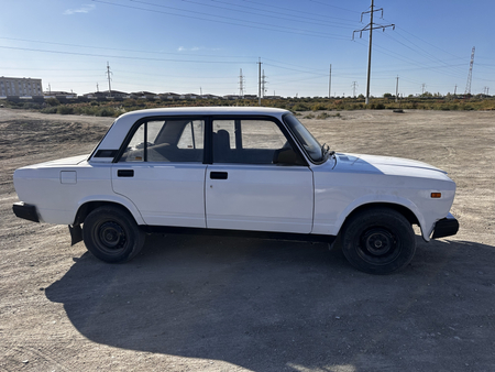 Lada 2107 yaxshi xolatda
