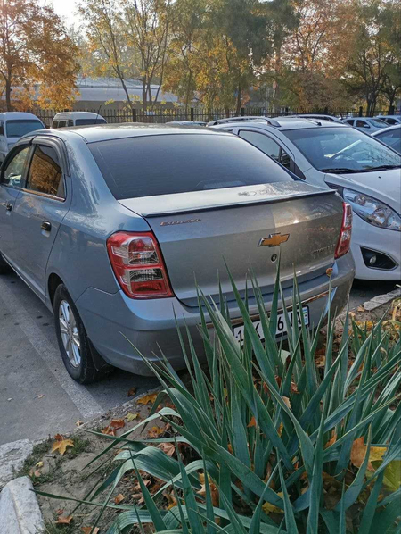 Chevrolet Cobalt sotiladi