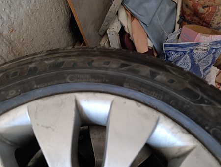 Балон С диском БМВ  R18 255/55