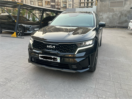 Продаётся KIA Sorento 2022г (FULL) 7 местный цвет черный