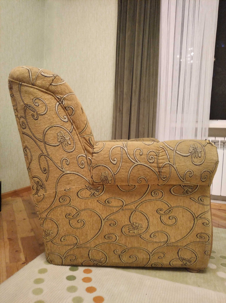 Кресла, 2 штуки.