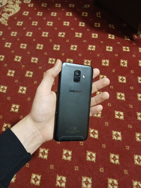 Samsung A6 black