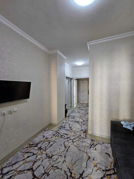 Продается Сергели-5 2/4/9 Балкон: 2*6 Метро-2 С Лифтовий