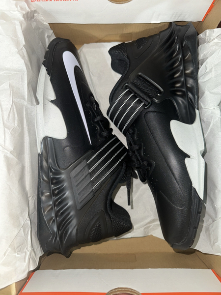 Кроссовки Nike Savaleos мужские