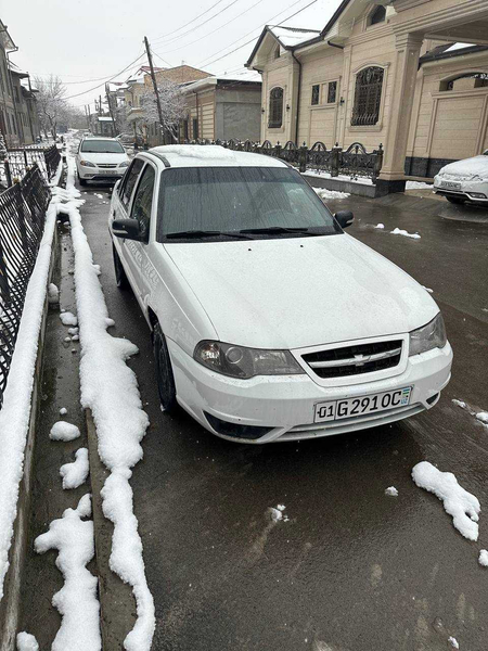 Nexia 2 GLE gibrit Kondisioner/2013/Toshkent