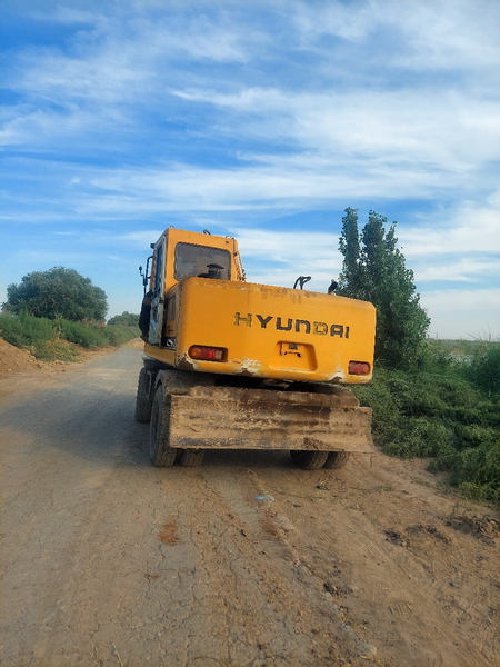 Hyundai 1400 ekskavatori ish bòsa murojat qilingla