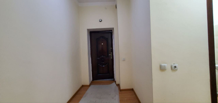 Продаётся квартира массив Феруза ЭКО базар 2/1/4 крепче